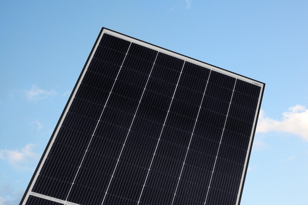 Q CELLS, Enphase Import AC Module Solution to Europe - Solar Industry