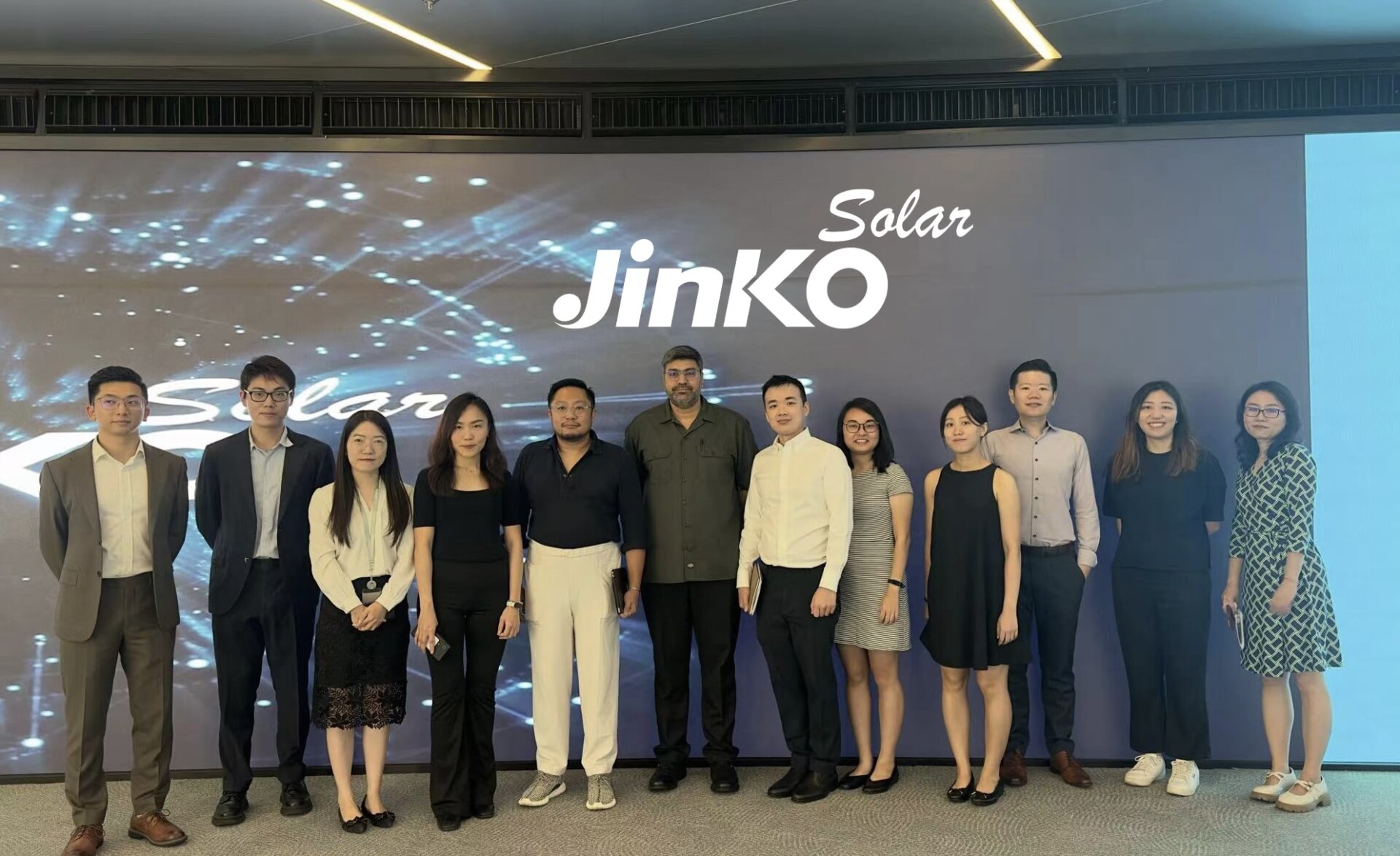 JinkoSolar Supplying 3.8 GW of Modules for Two Gigantic Projects ...